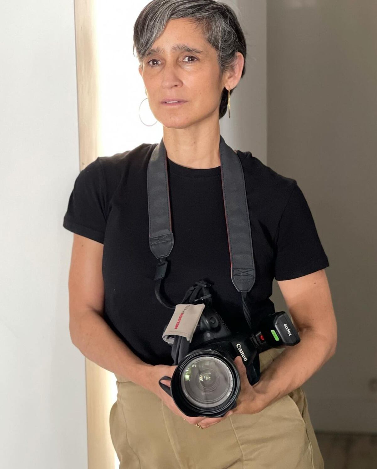 ¿Quién es Yvonne, fotógrafa y hermana gemela de Julieta Venegas? – El ...